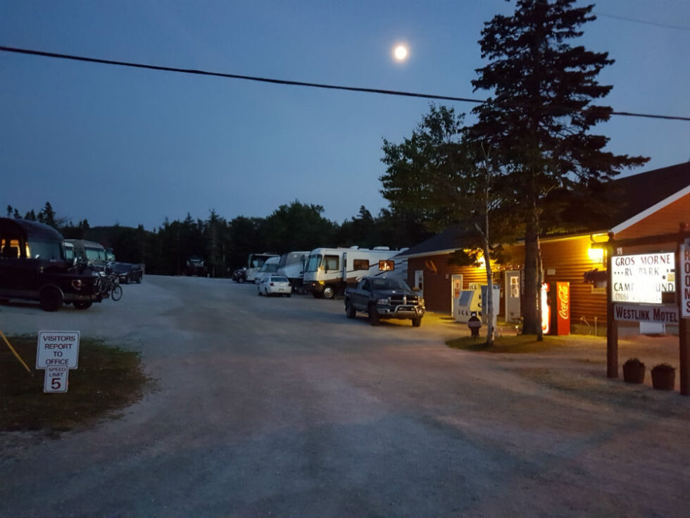 Gros Morne Rv Campground - In the heart of Gros Morne National Park